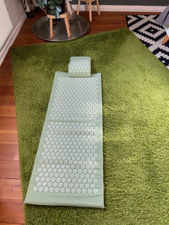 Tipp in Sachen Entspannung - die Stachelmatte - Irit Eser